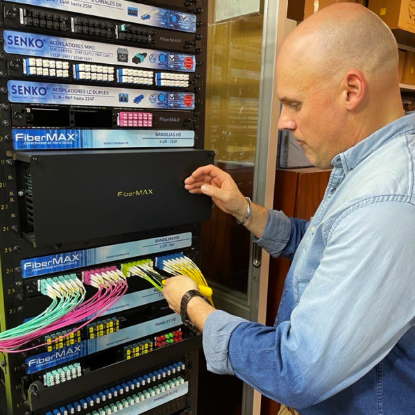 SENKO Advanced Components, Inc. LC and SC Insert Extract Tool